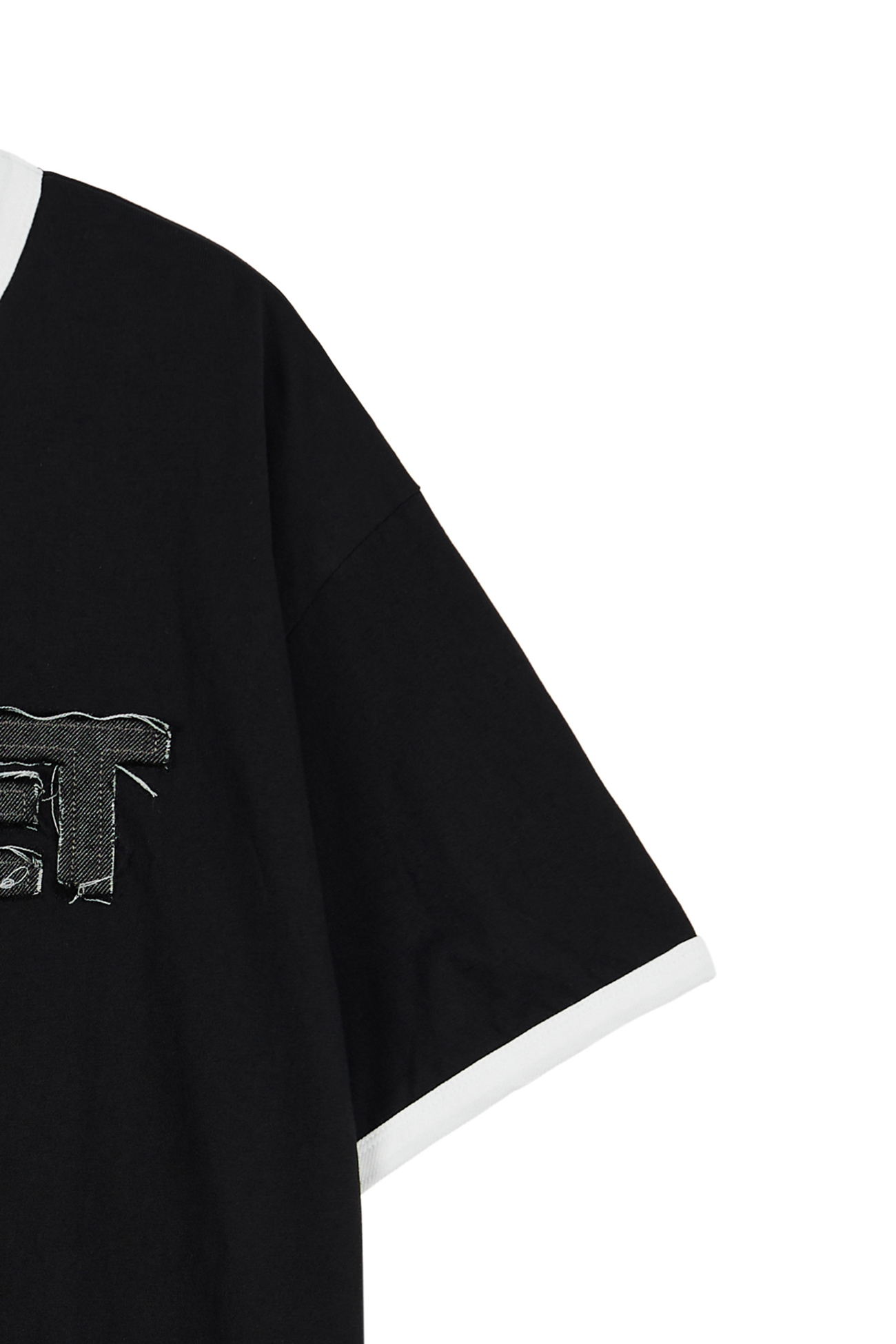 DEINET OVERFIT LOGO RINGER T-SHIRTS IN BLACK | DEINET