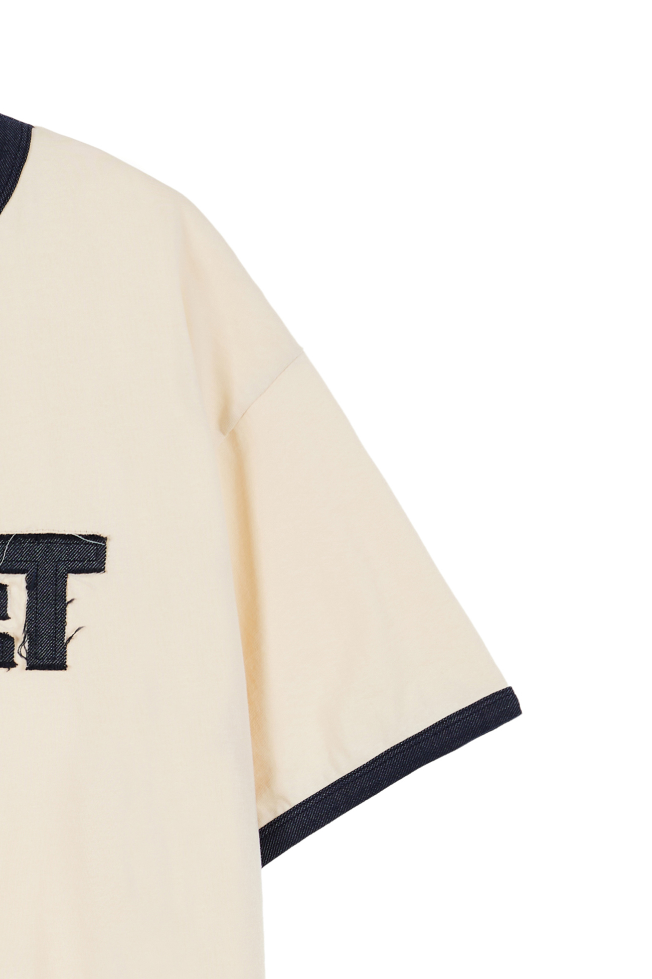 DEINET OVERFIT LOGO RINGER T-SHIRTS IN CREAM | DEINET