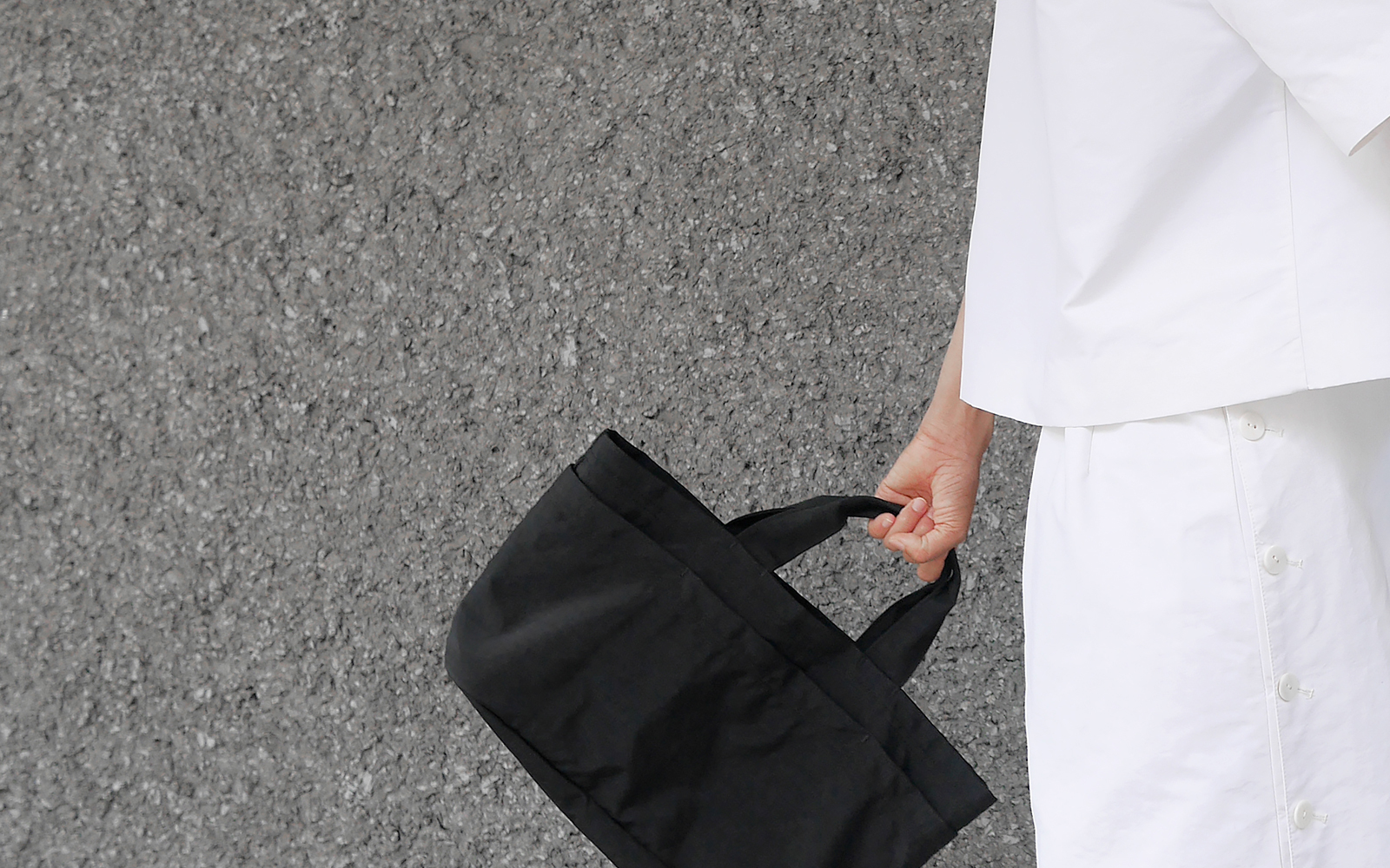 Easy Black Medium Ground Bag - kittybunnypony