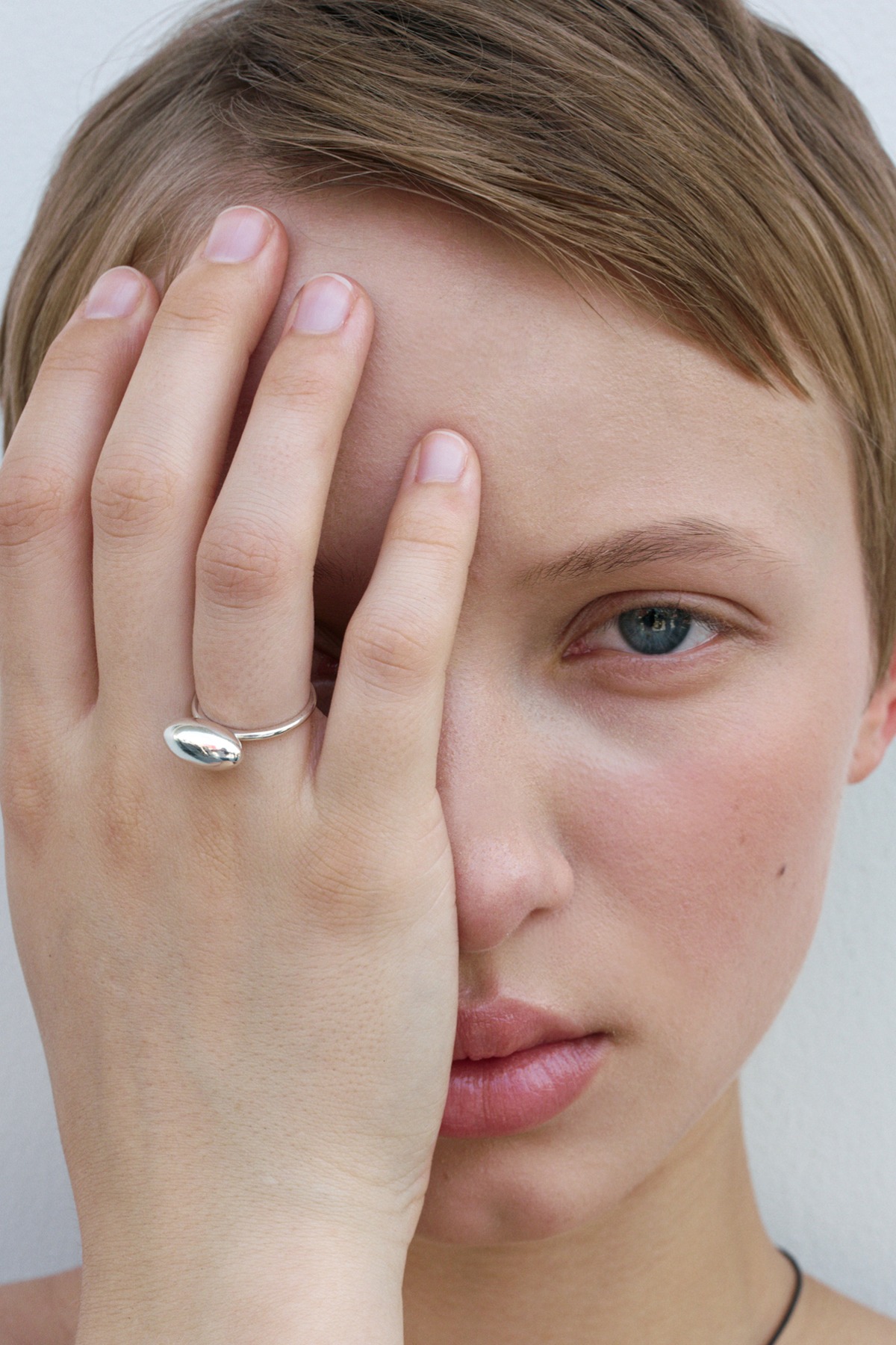 MONDAY EDITION | Oval Seed Ring