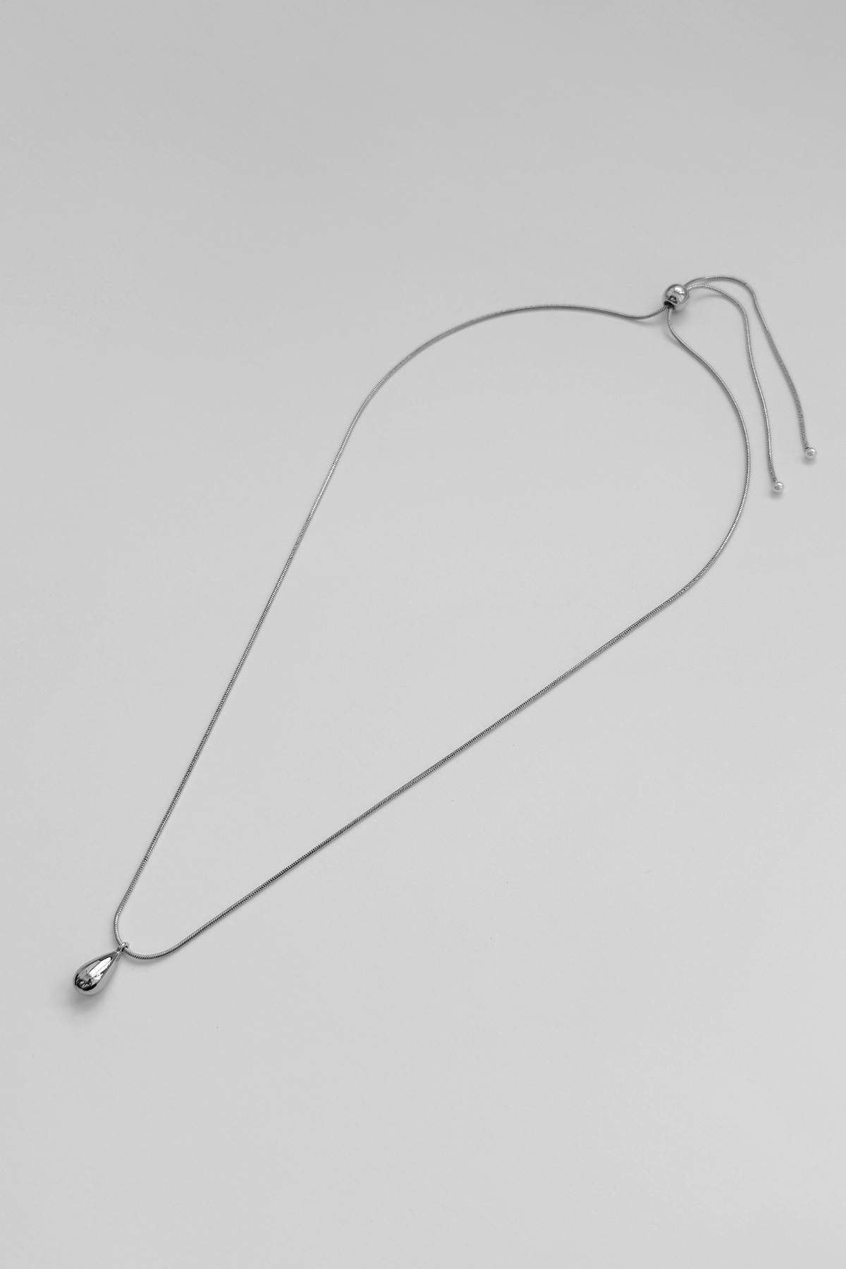 MONDAY EDITION | Teardrop Pendant Necklace