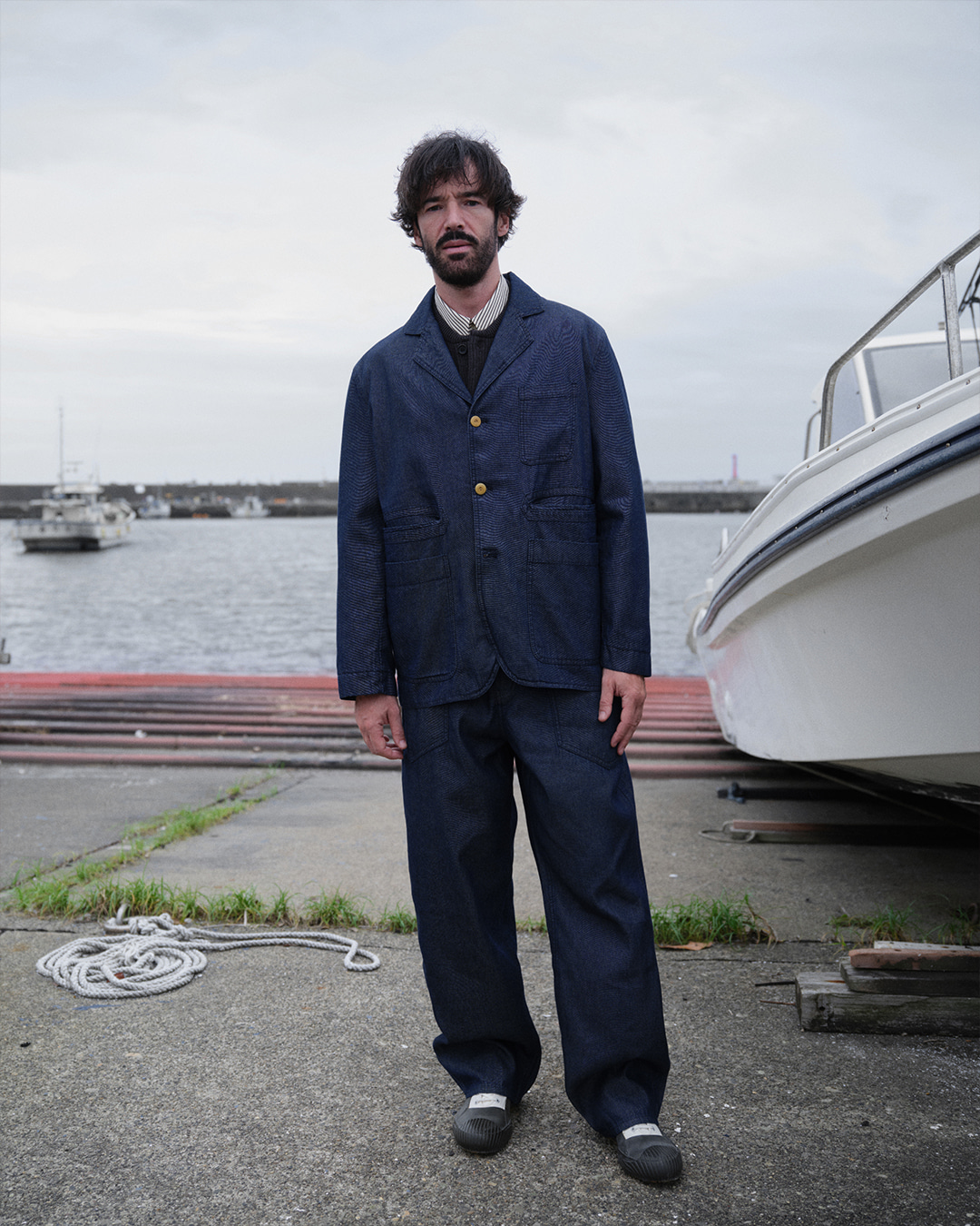 UNIFORM BRIDGE 유니폼 브릿지